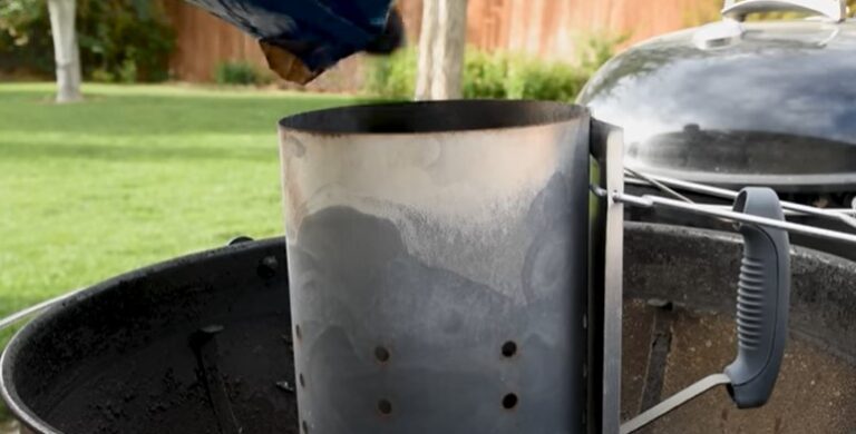 How To Use Charcoal Smoker Grills: A Beginner's Guide (2023)